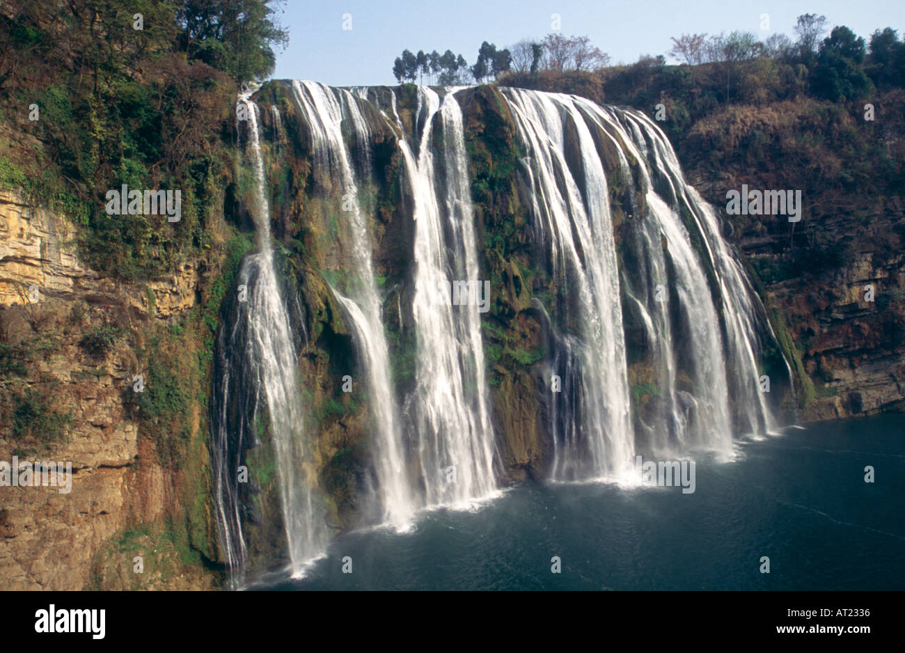 China guizhou province huangguoshu waterfall hi-res stock photography ...