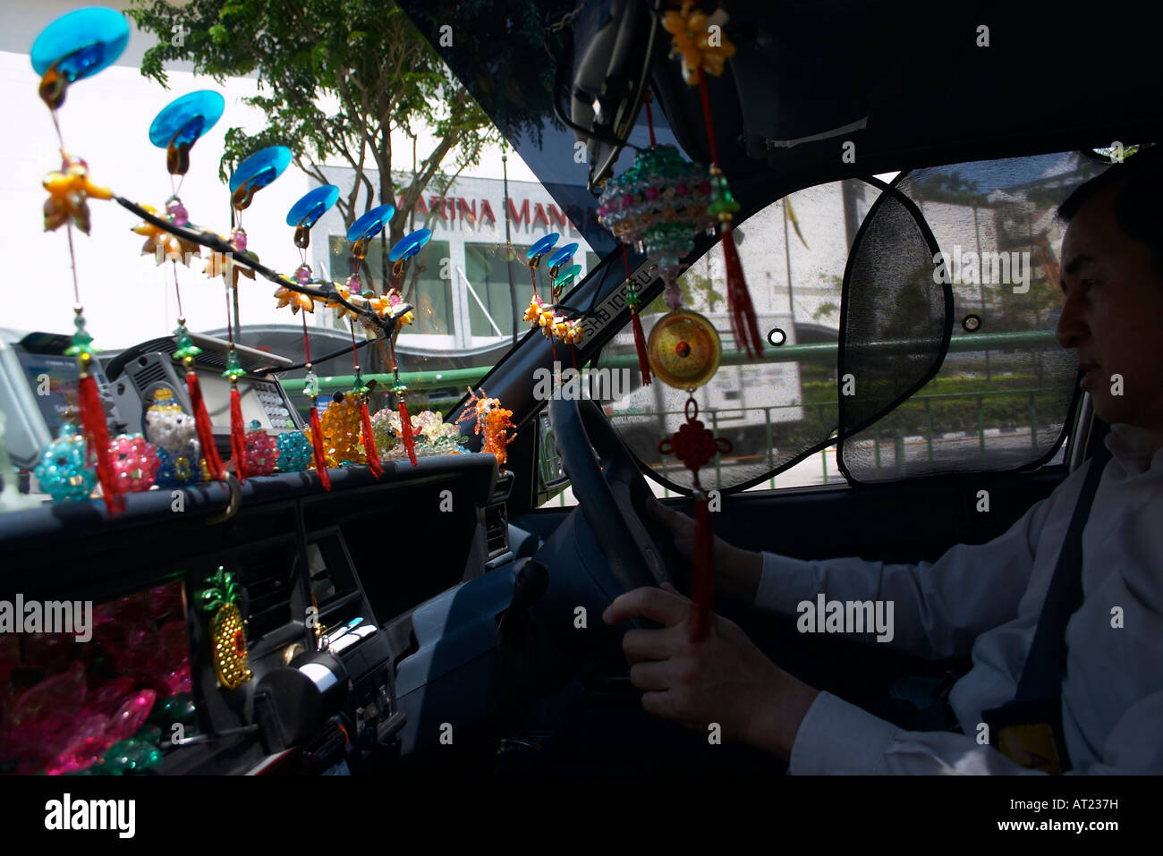 Taxi driver in cab hi-res stock photography and images - Alamy