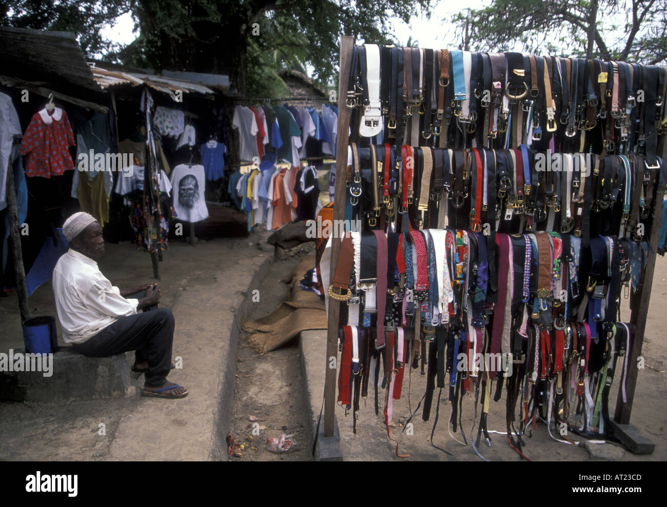Mafia Island market trader in Kilindoni Stock Photo - Alamy