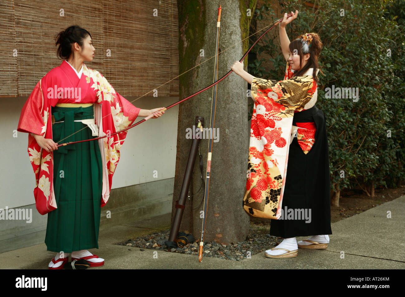 Japan Kansai Kyoto Kyudo archery competition Stock Photo - Alamy