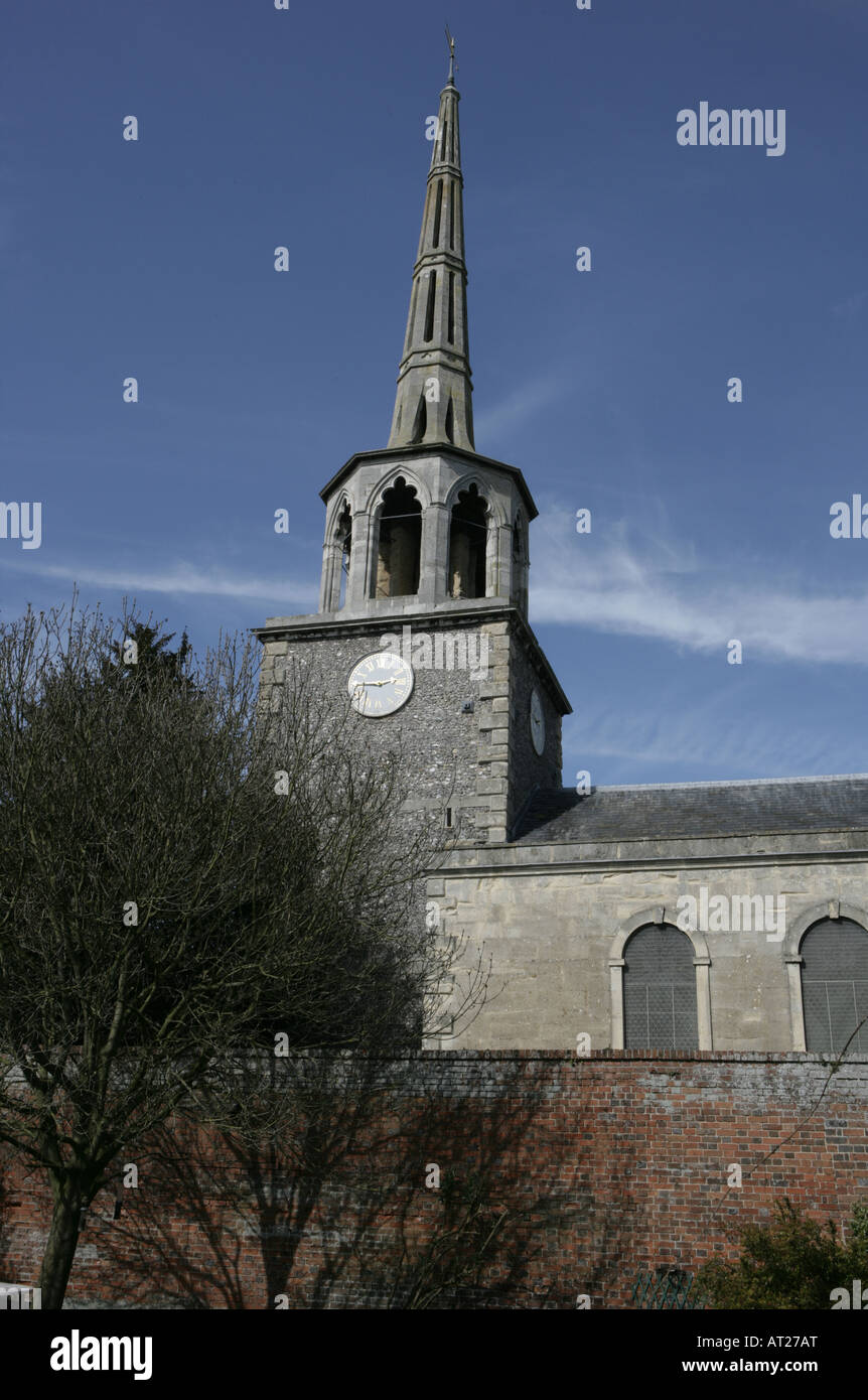 Wallingford Oxfordshire and St Peters Church Stock Photo - Alamy