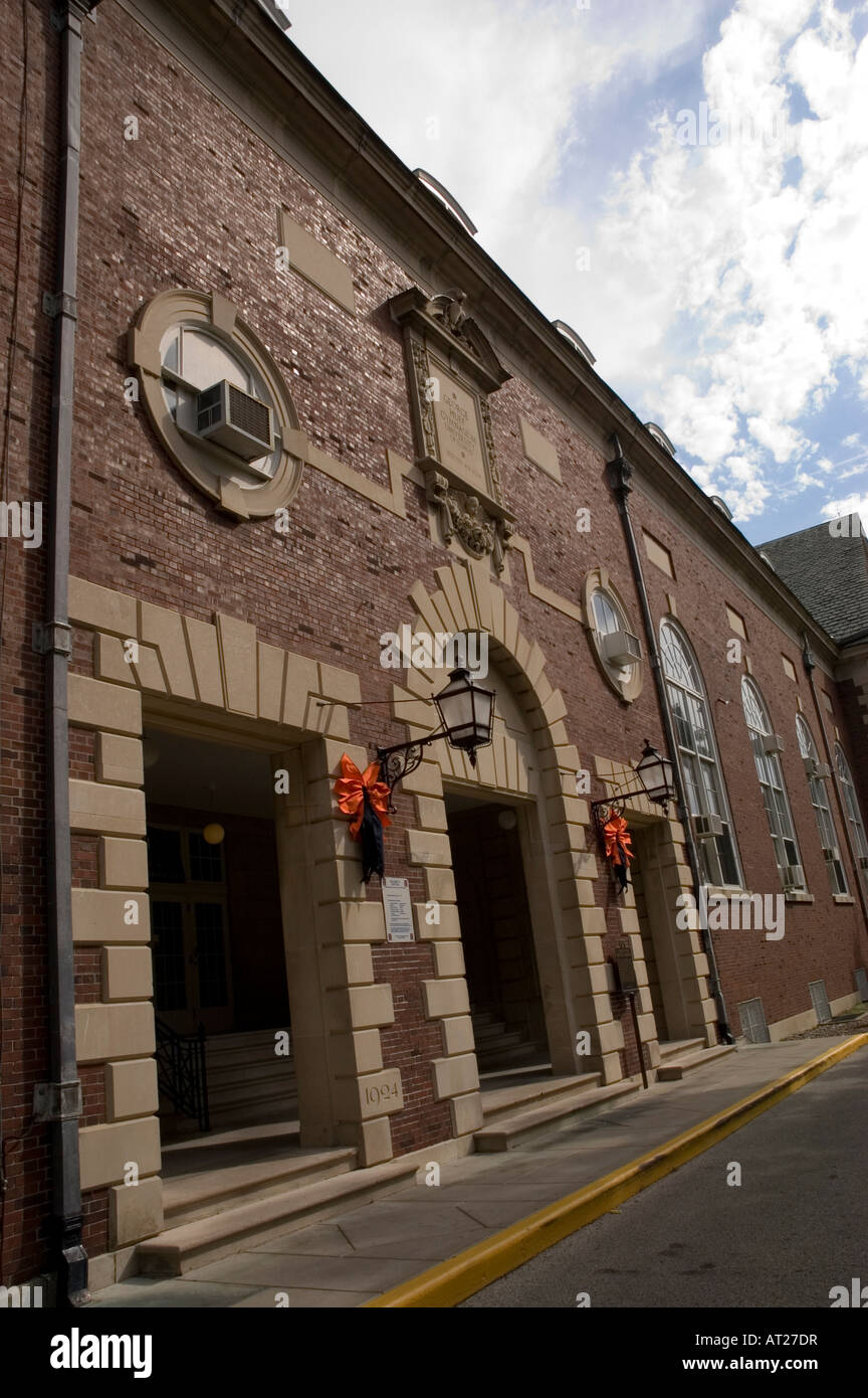 Huff hall hi-res stock photography and images - Alamy