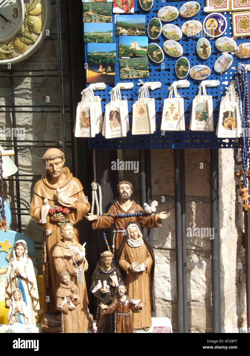 Saint francis in gift shop in assisi hi-res stock photography and ...