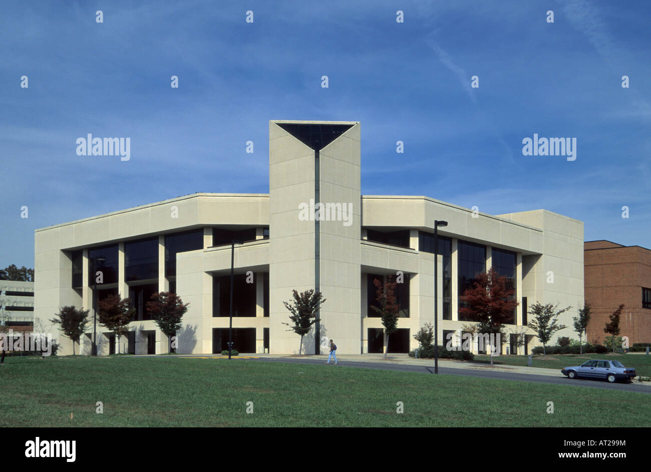 George mason university center hi-res stock photography and images - Alamy