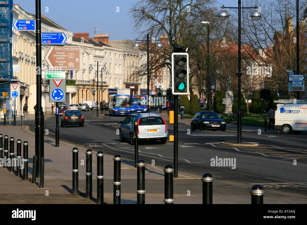 royal leamington spa town centre warwickshire england uk gb Stock Photo ...