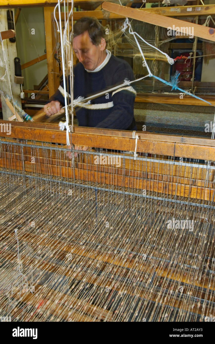 Hand weaving mill hi-res stock photography and images - Alamy