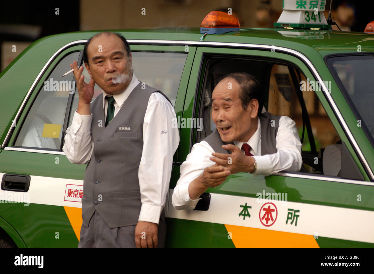 Japanese taxi driver hi-res stock photography and images - Alamy