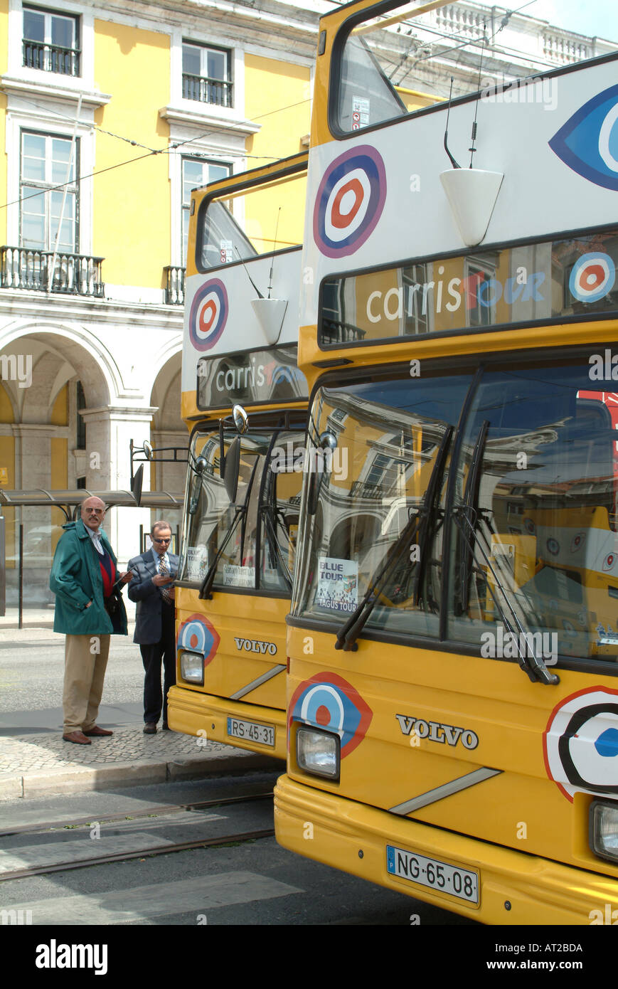 Buses terminal hi-res stock photography and images - Alamy