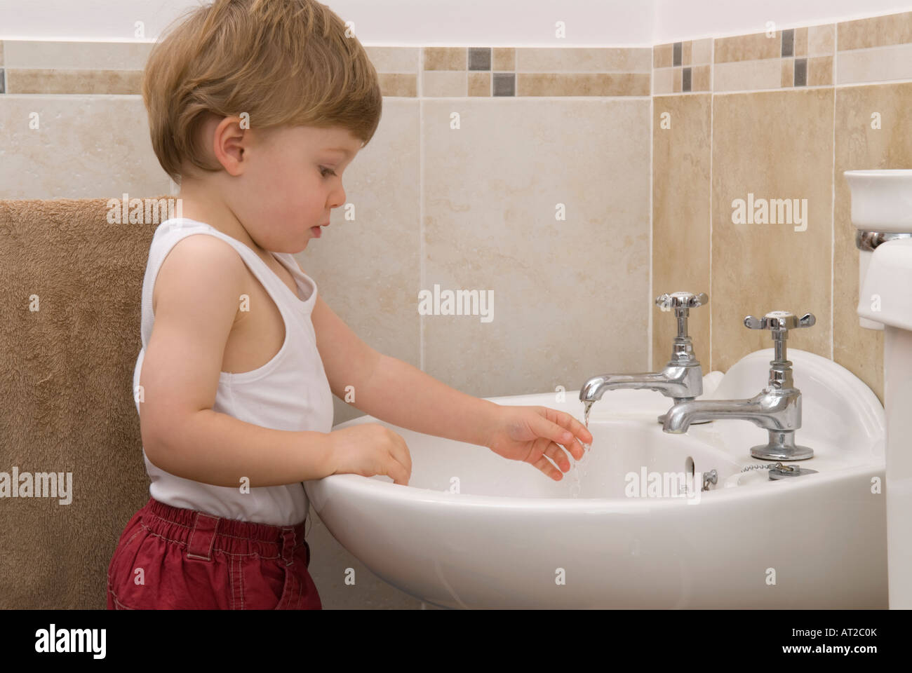 Taps bathroom hi-res stock photography and images - Alamy