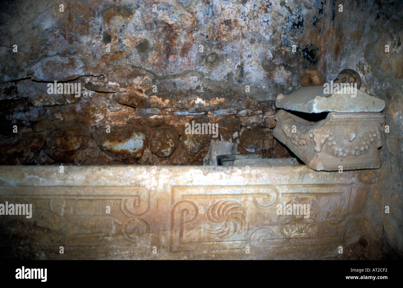 Ancient greece relics hi-res stock photography and images - Alamy