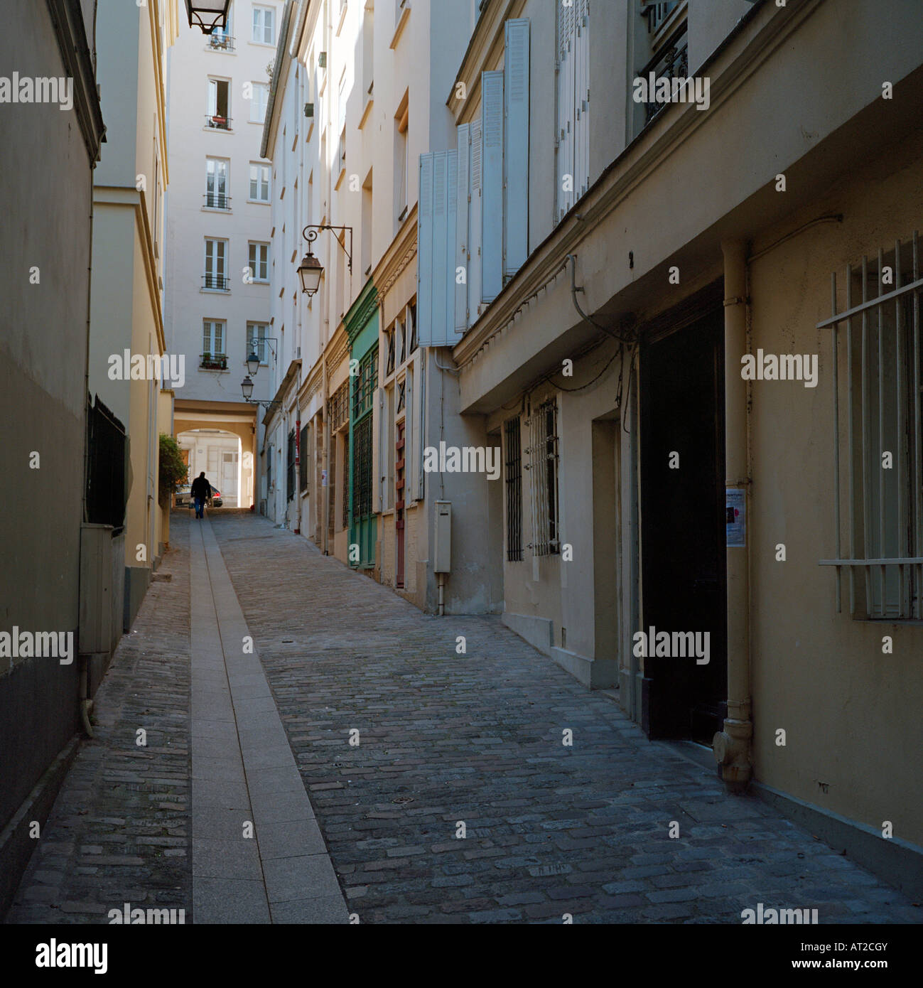 Small street in Paris Stock Photo - Alamy