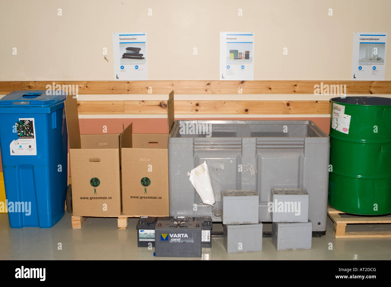 Battery recycling container hi-res stock photography and images - Alamy