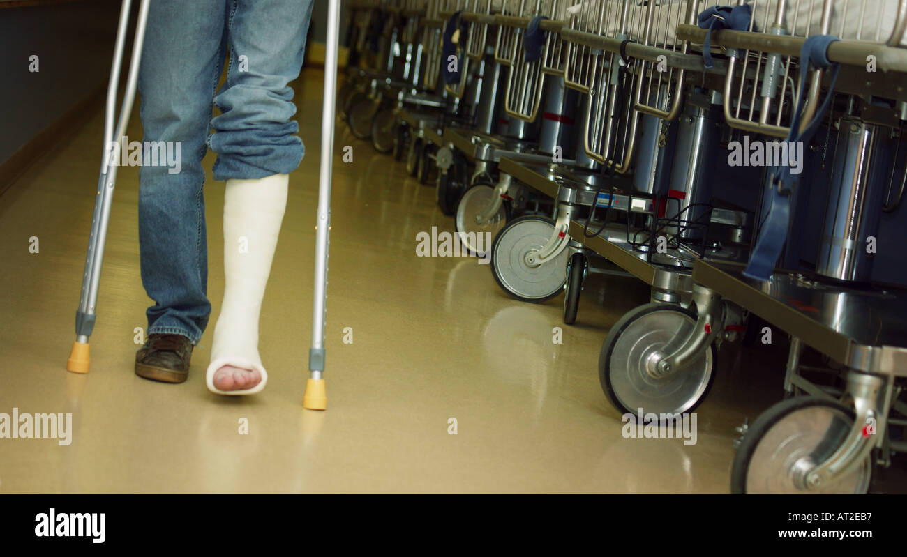 Limp walk hi-res stock photography and images - Alamy