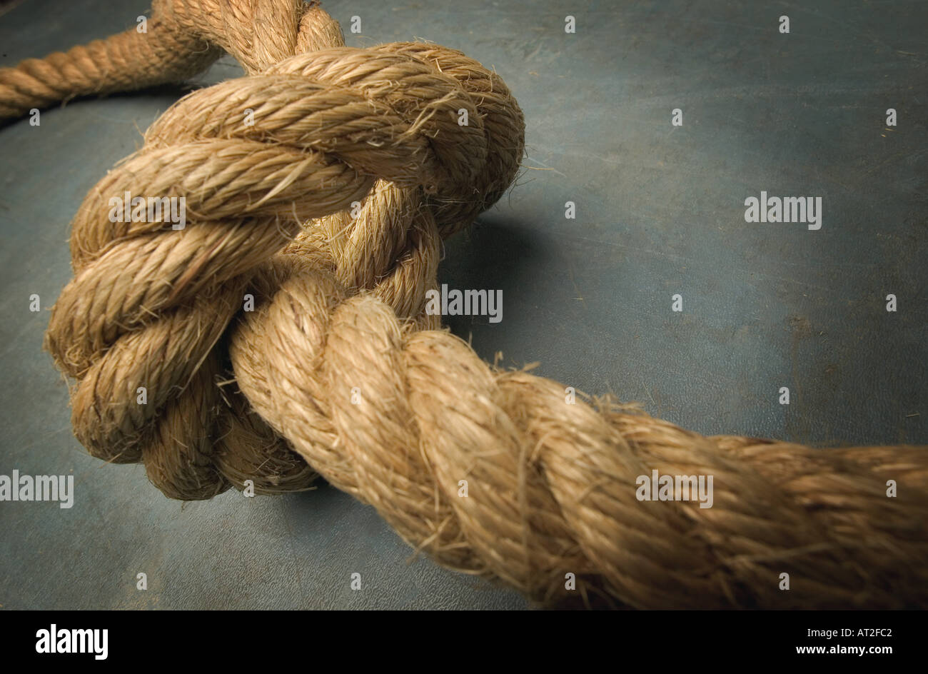 A knot in a rope Stock Photo - Alamy
