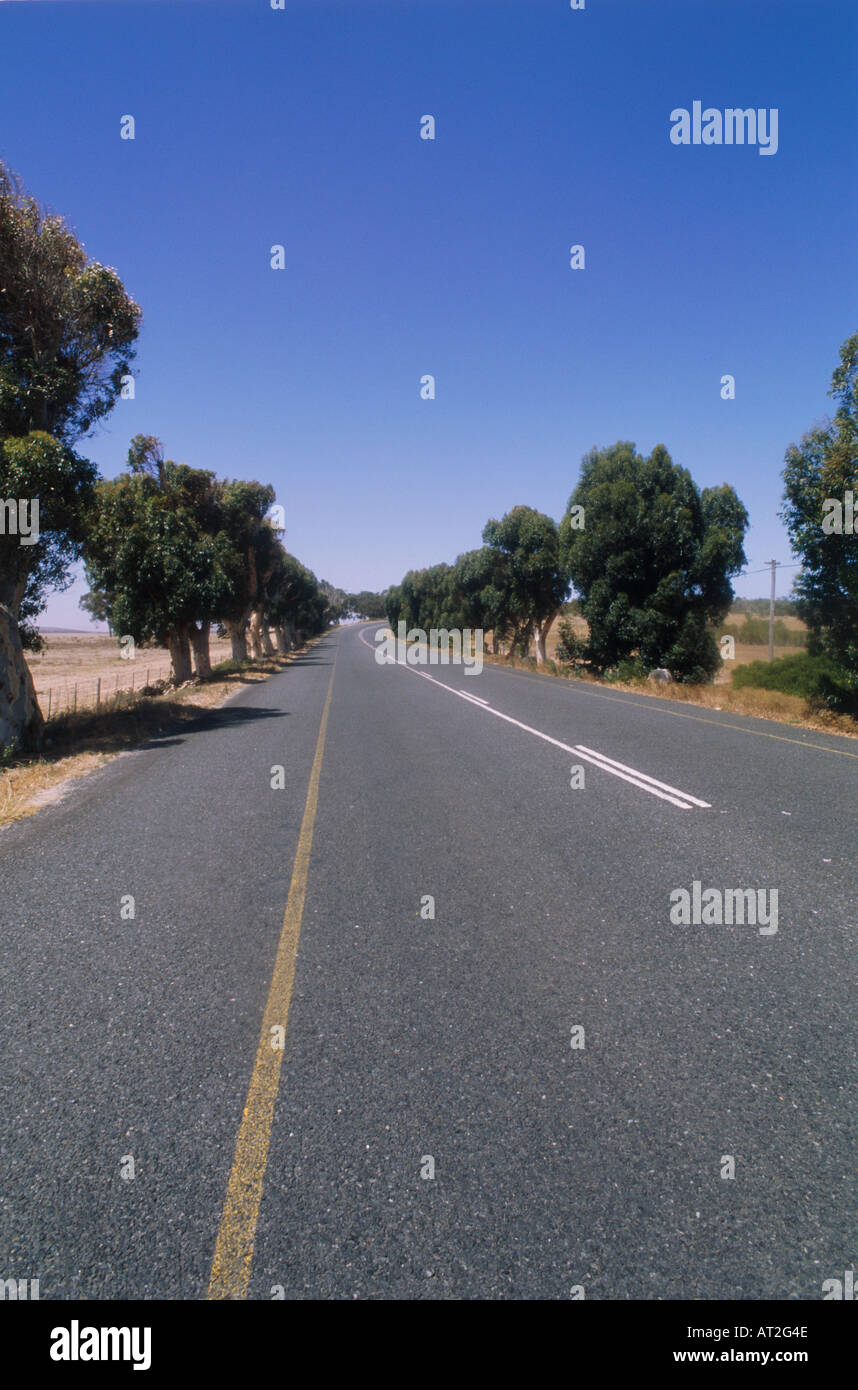 Broken road lines hi-res stock photography and images - Alamy