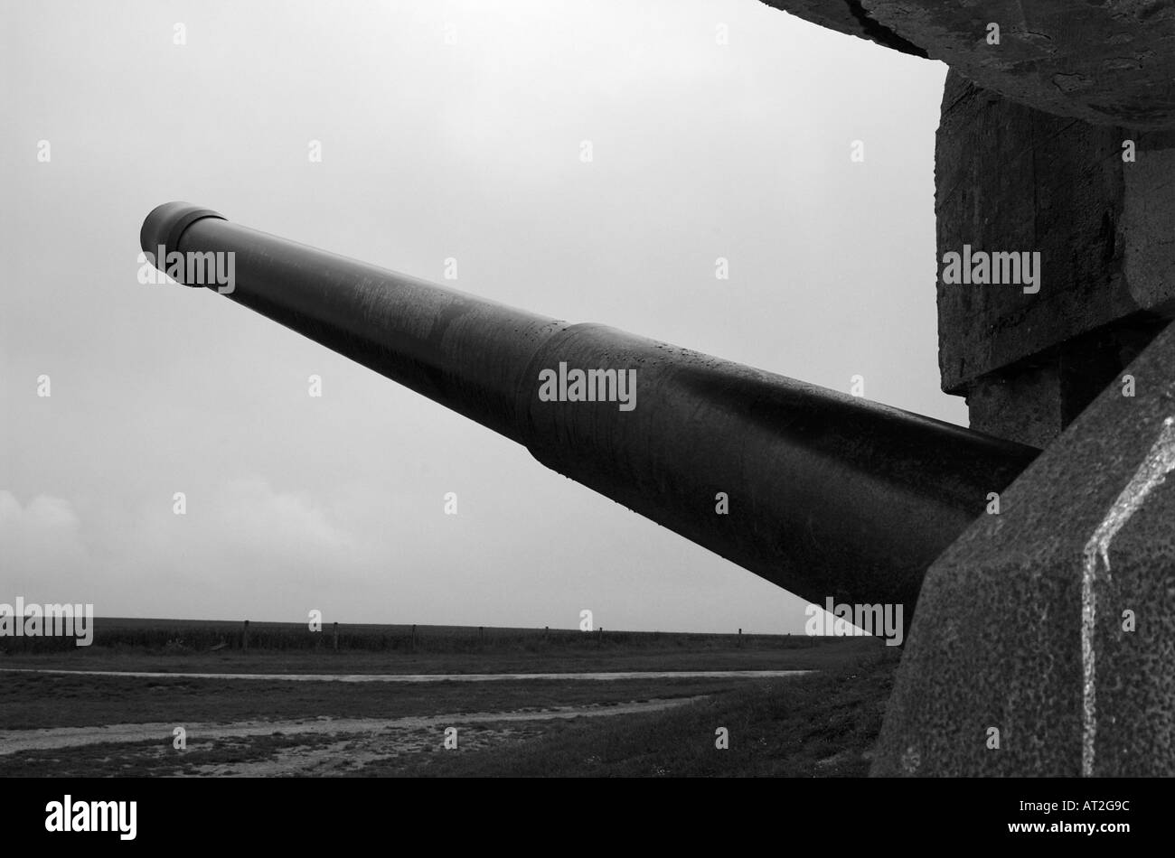 Coastal gun hi-res stock photography and images - Alamy