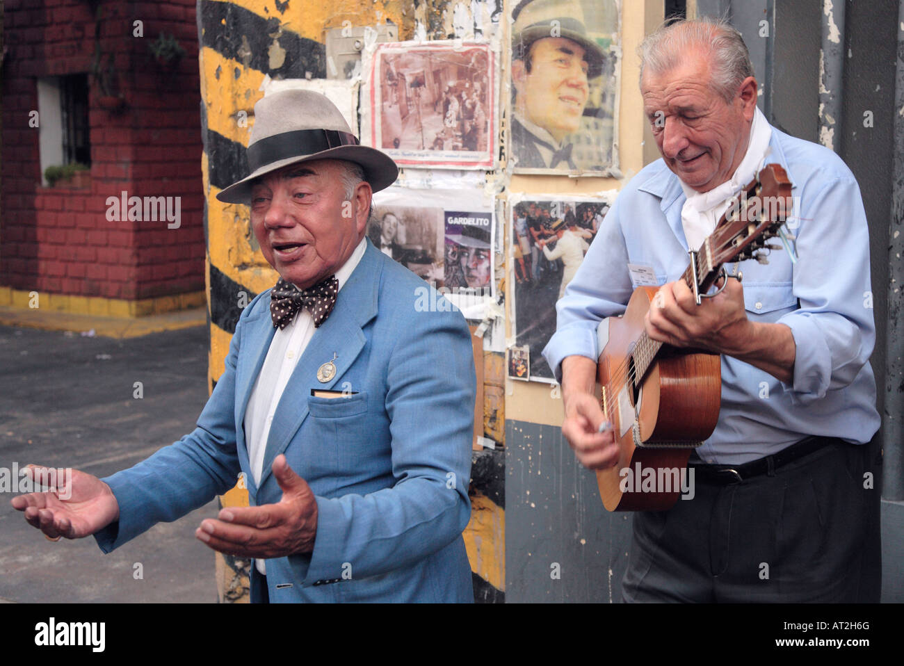 Tango singer hi-res stock photography and images - Alamy