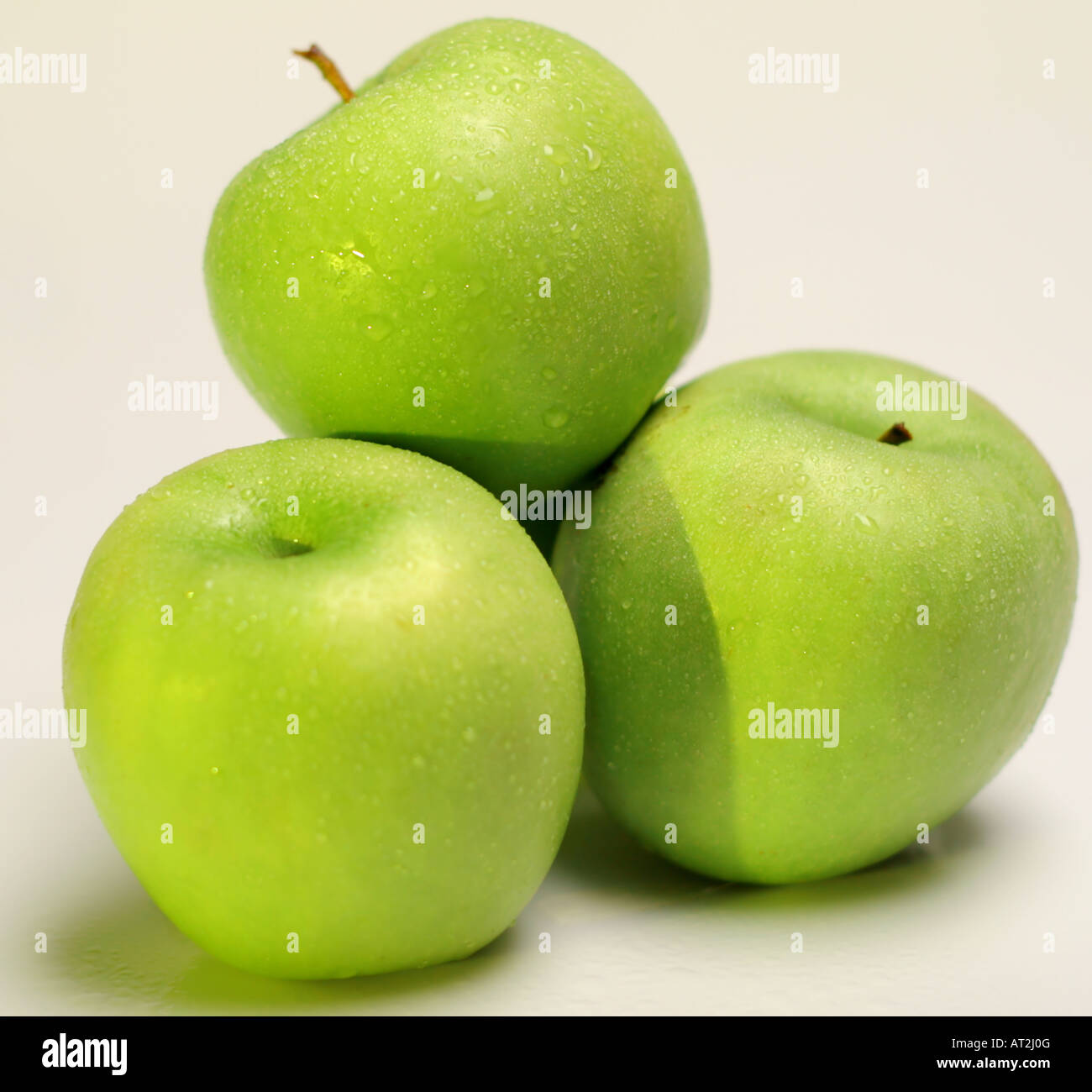 Green apple fruit-piece clouse up nobody Stock Photo - Alamy