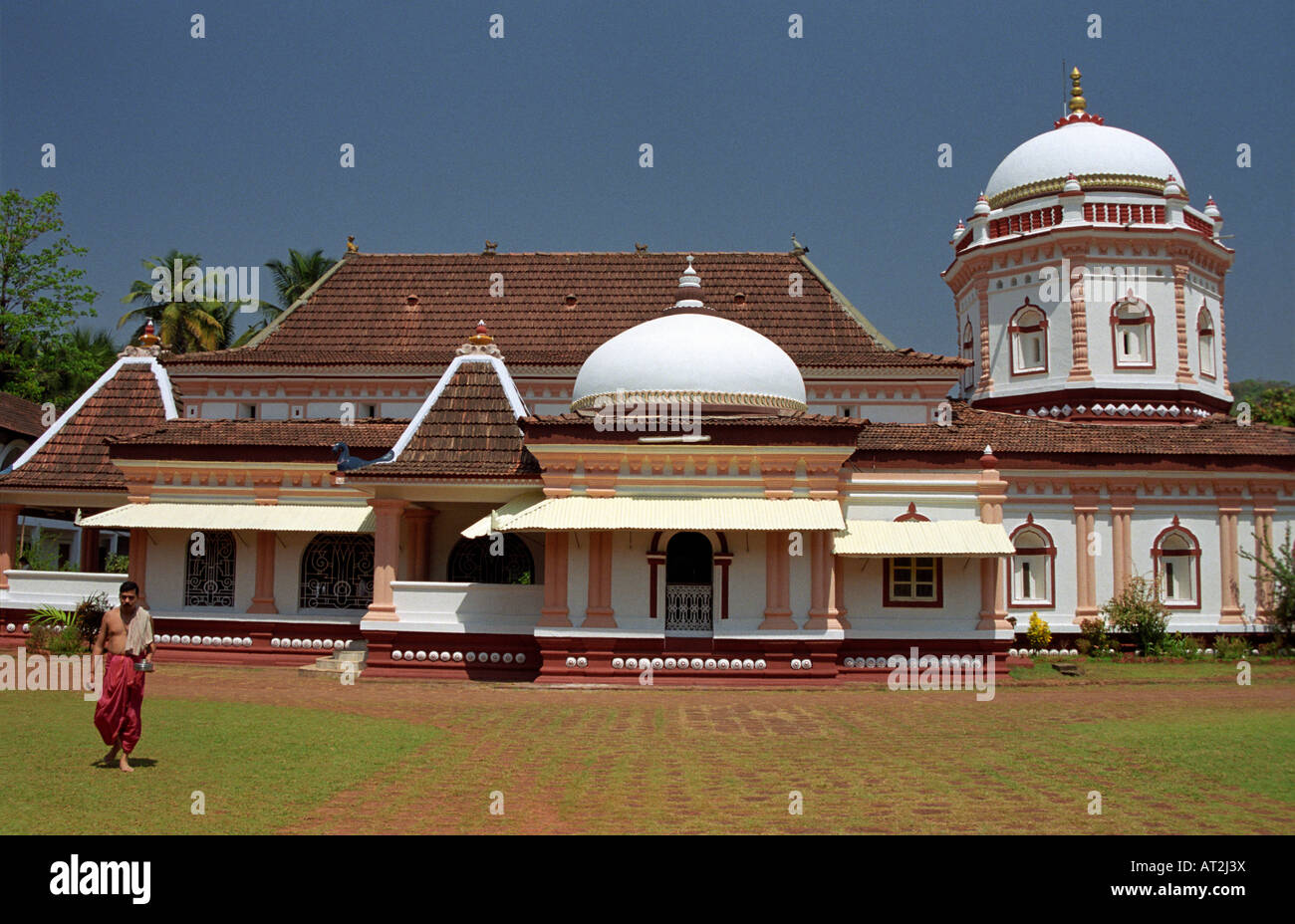 Nagueshi Temple, Ponda, Goa, India Stock Photo - Alamy