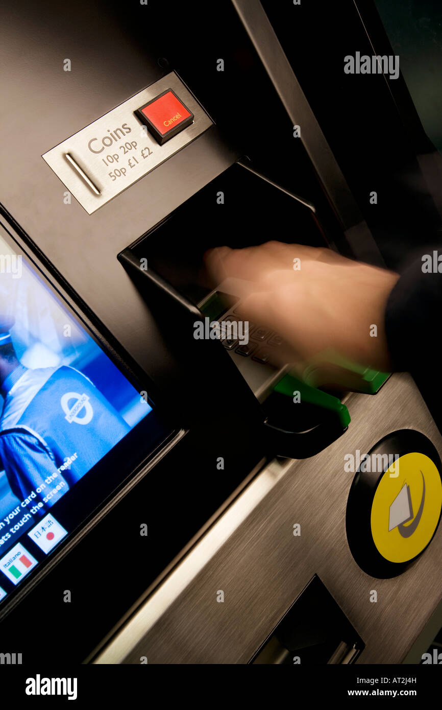 paying for ticket using ticket machine on london underground Stock ...