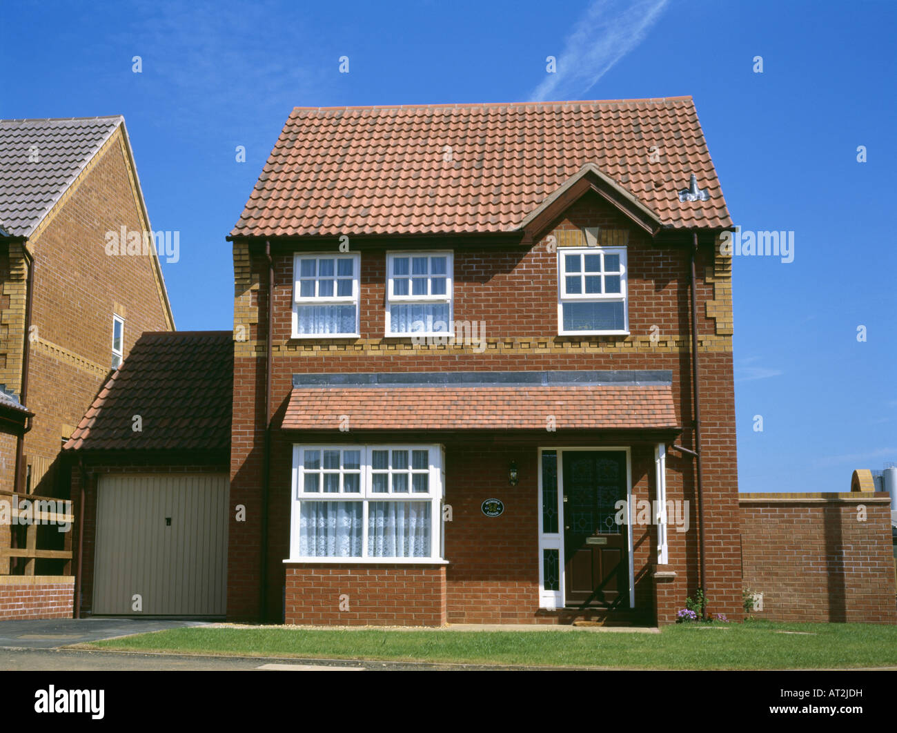 Exteriors traditional houses porches hi-res stock photography and ...