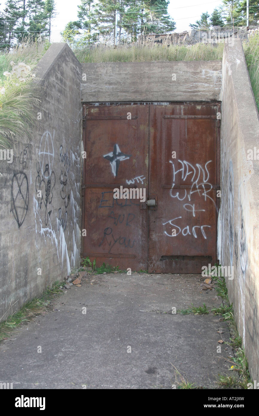 Storage bunker hi-res stock photography and images - Alamy