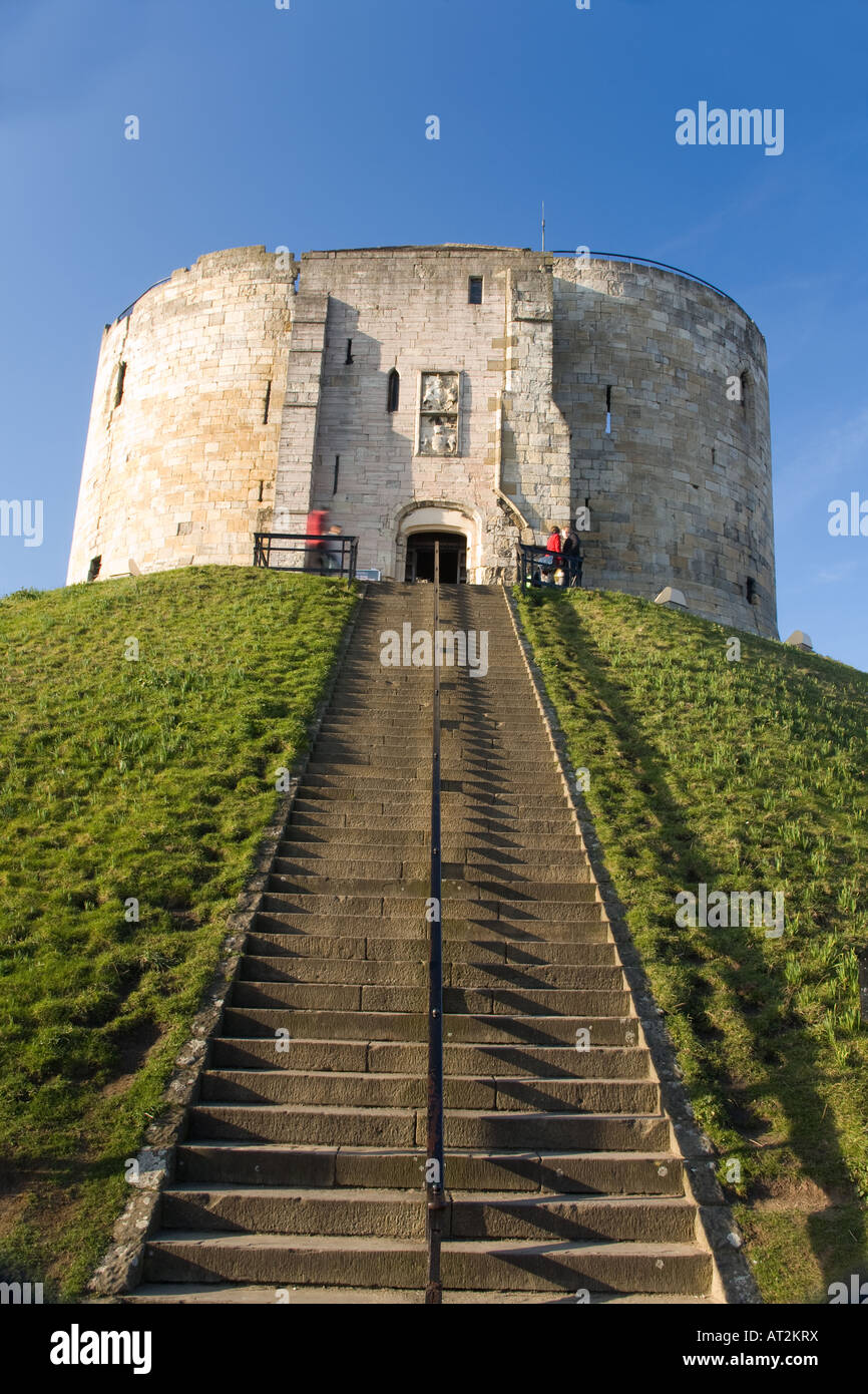 Clifford tower york castle ruin hi-res stock photography and images - Alamy