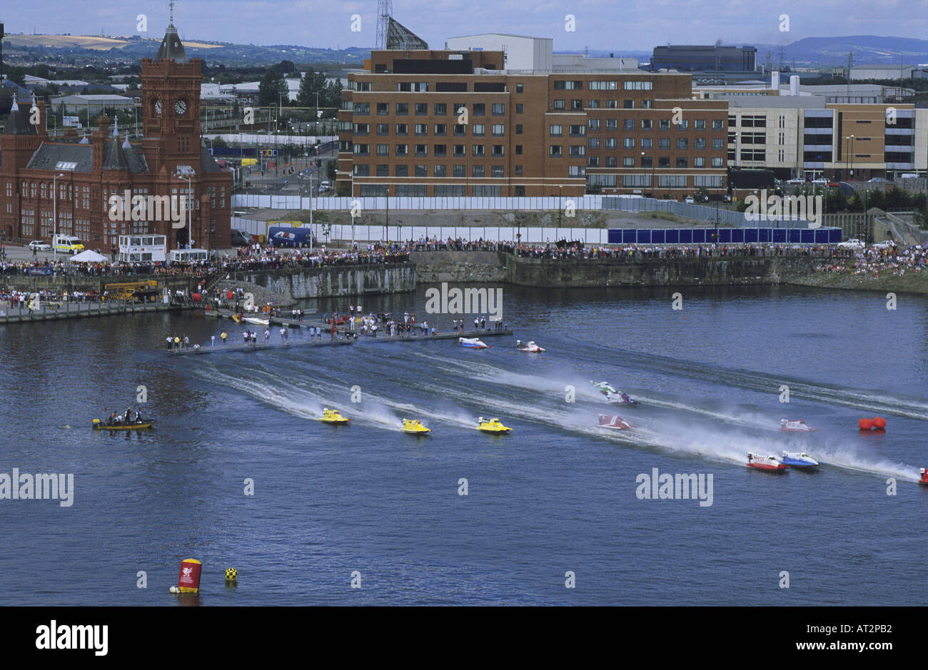 Cardiff bay water sports hi-res stock photography and images - Alamy