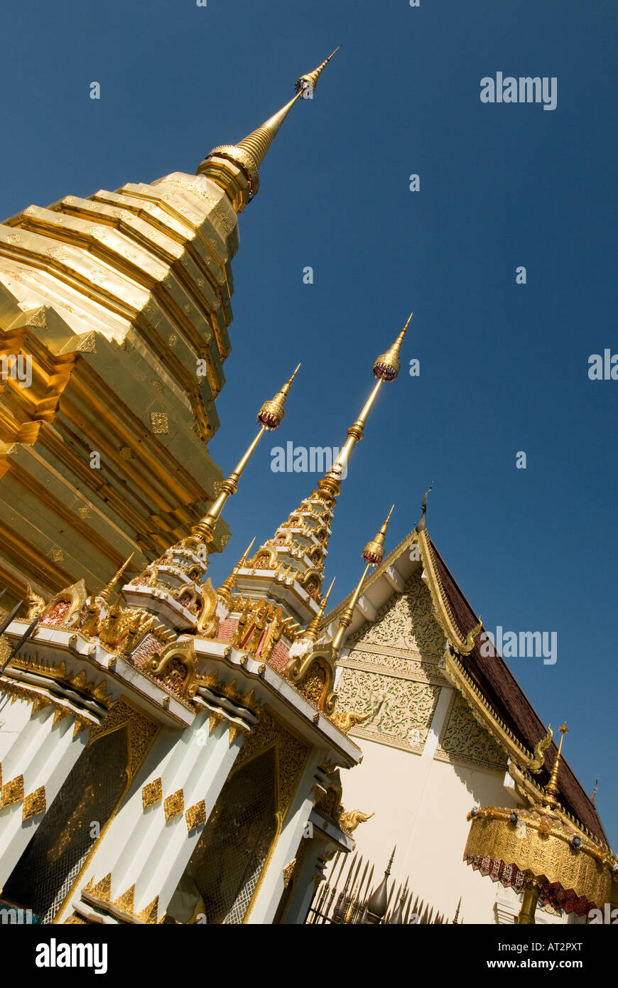 Wat chomphu golden temple hi-res stock photography and images - Alamy