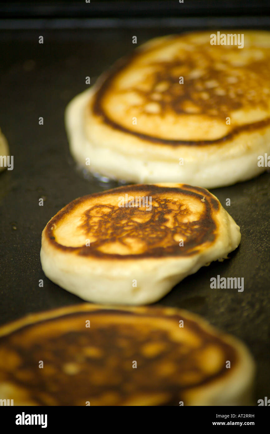 Home made pancakes hi-res stock photography and images - Alamy