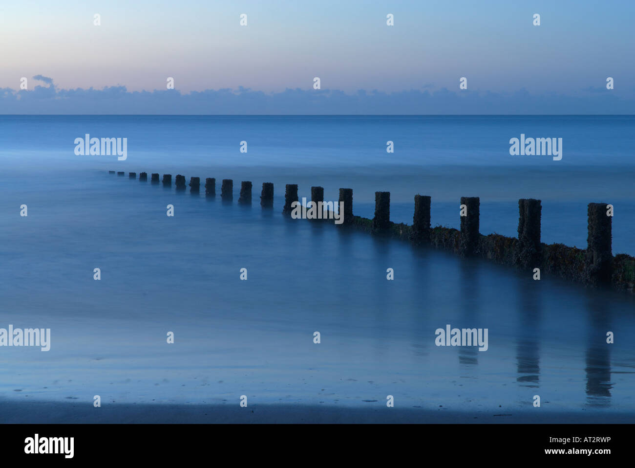 Tidal groins hi-res stock photography and images - Alamy