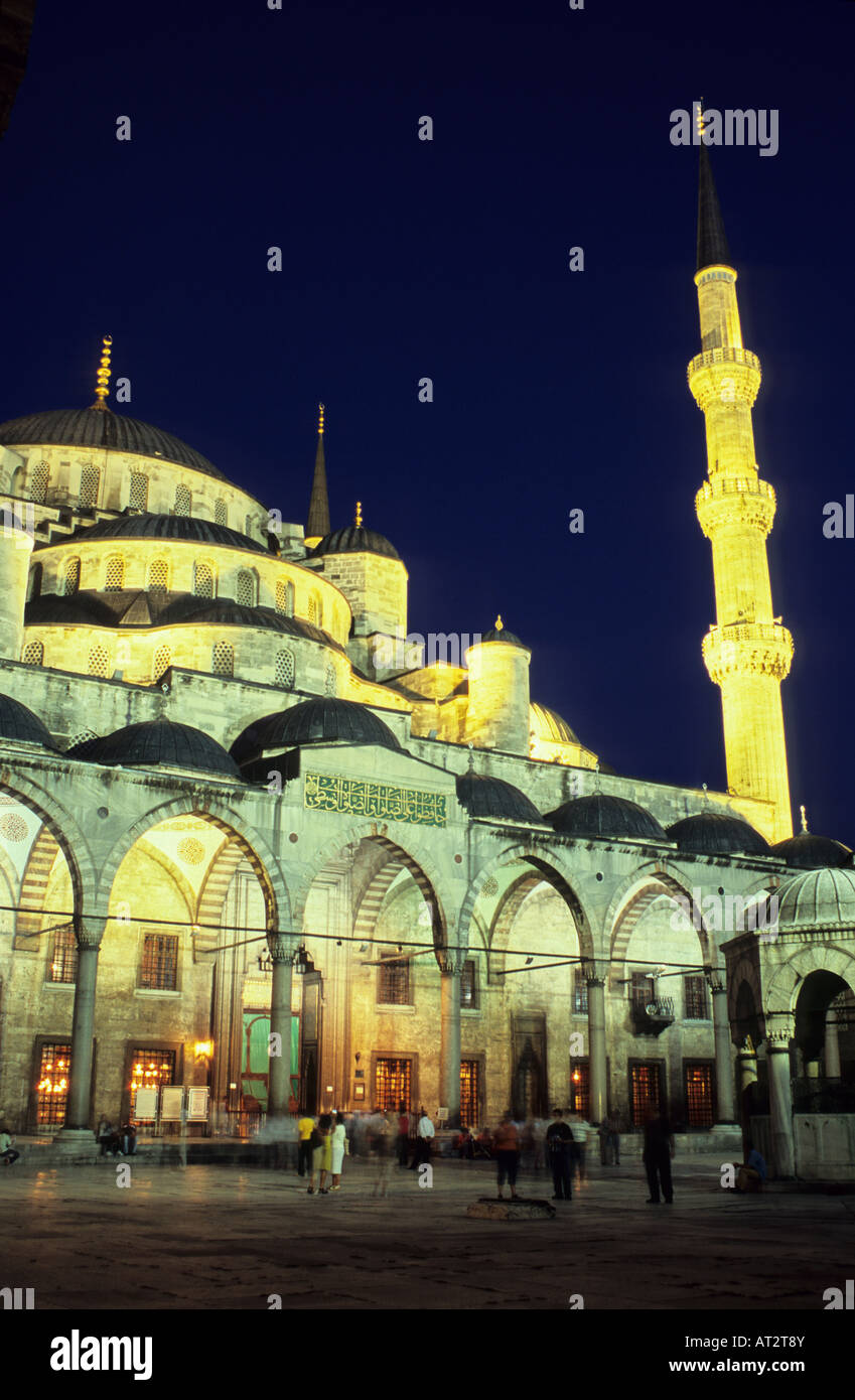 Blue Mosque at night, Istanbul, Turkey Stock Photo - Alamy