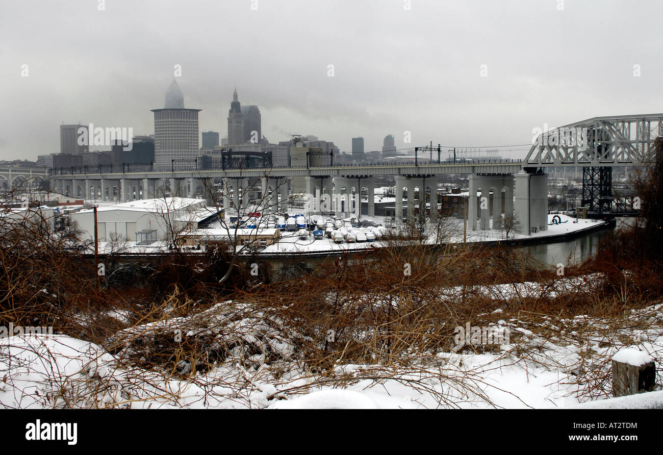 Cleveland ohio bridge hi-res stock photography and images - Alamy