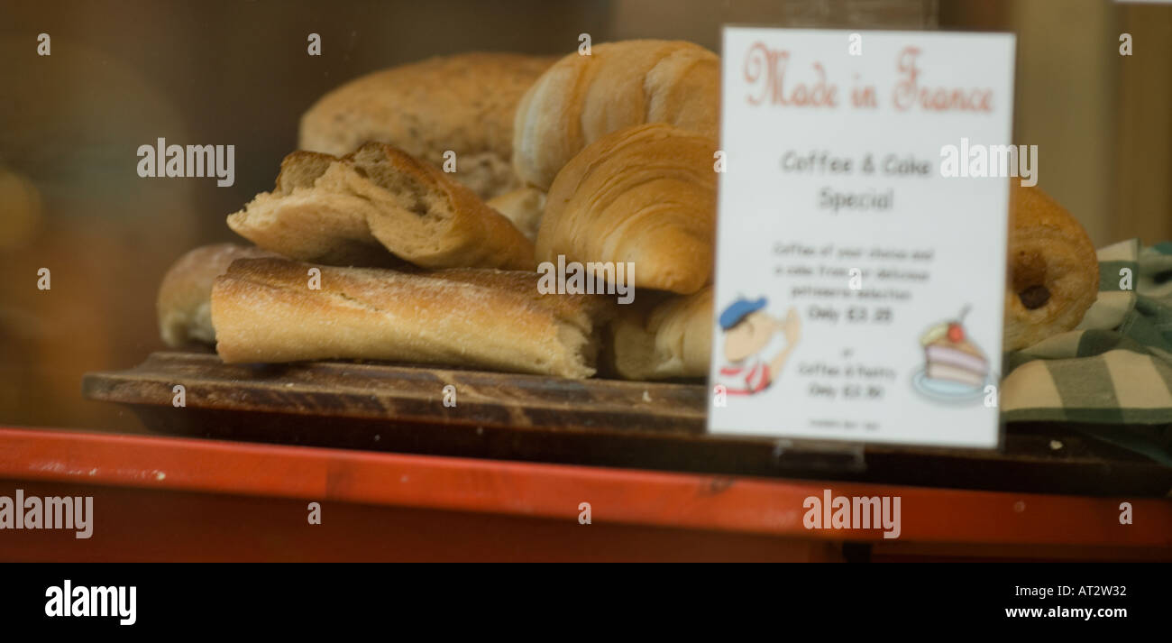 Window display of viennoiseries Stock Photo - Alamy