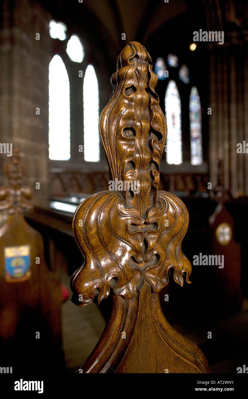 Pew detail hi-res stock photography and images - Alamy