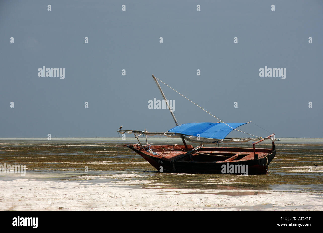 Dhow safari hi-res stock photography and images - Alamy