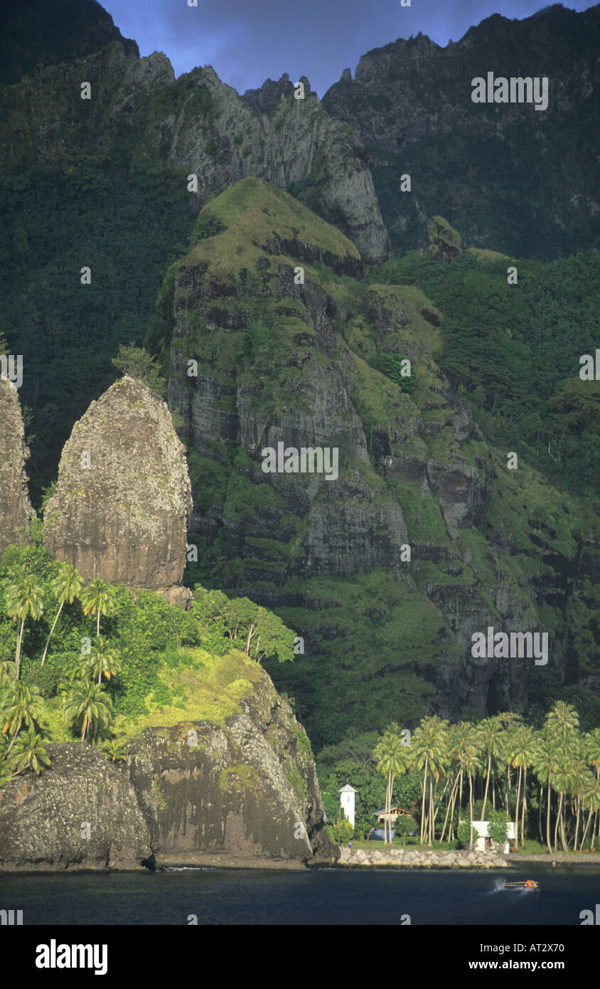 Virgenes Bay Hanavave Fatu Hiva Marquesas Islands French Polynesia ...