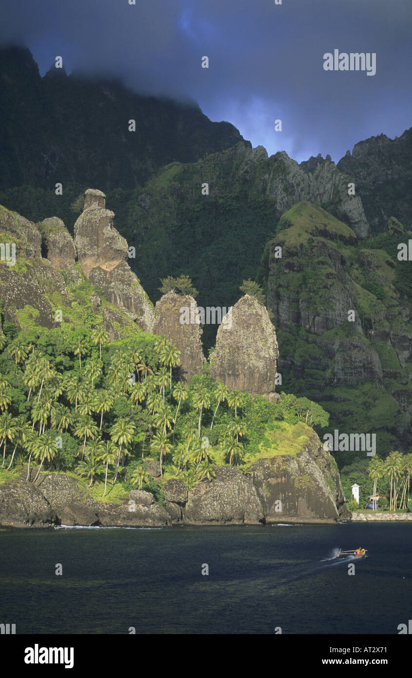 Virgenes Bay Hanavave Fatu Hiva Marquesas Islands French Polynesia ...