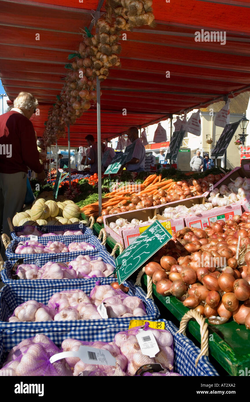 French market poole dorset hi-res stock photography and images - Alamy