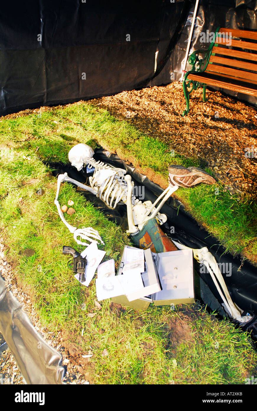 Forensic students simulated murder scene Stock Photo - Alamy