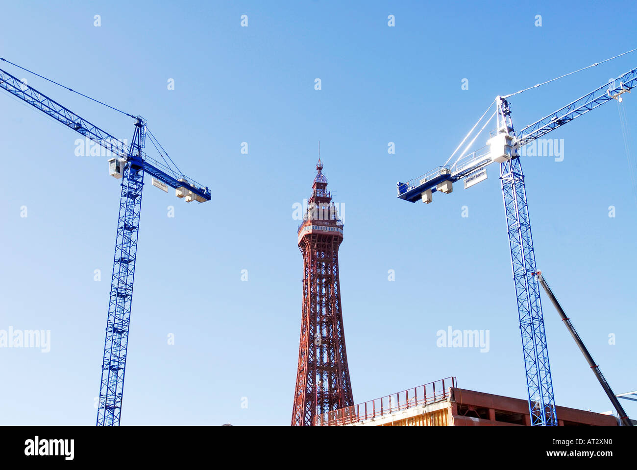 Blackpool tower construction hi-res stock photography and images - Alamy