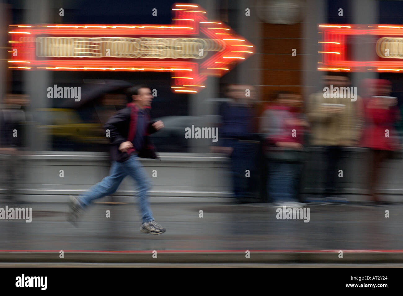 Running feet rain hi-res stock photography and images - Alamy