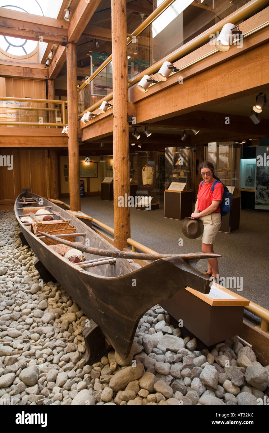 Canada first nation canoe hi-res stock photography and images - Alamy