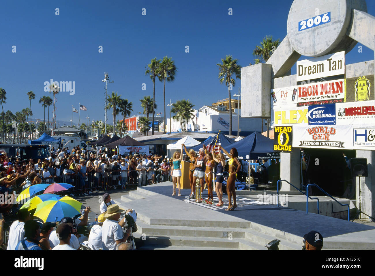 Body builders competition hi-res stock photography and images - Alamy