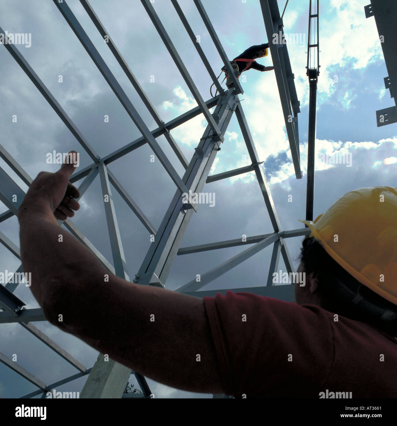 Erecting steelwork hi-res stock photography and images - Alamy