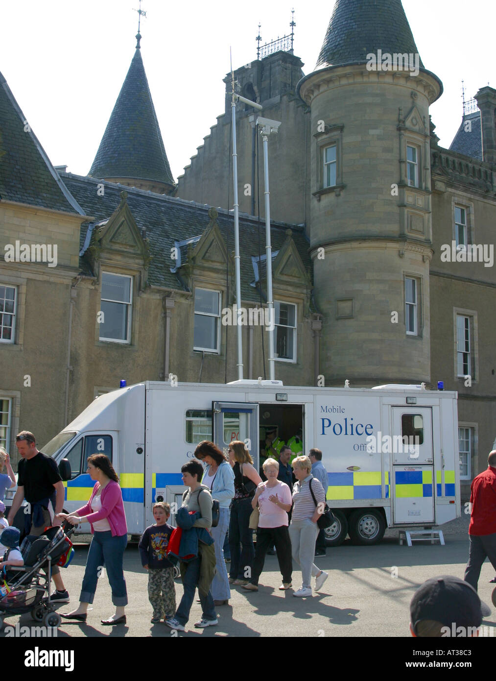 Temporary police station police station hi-res stock photography and ...