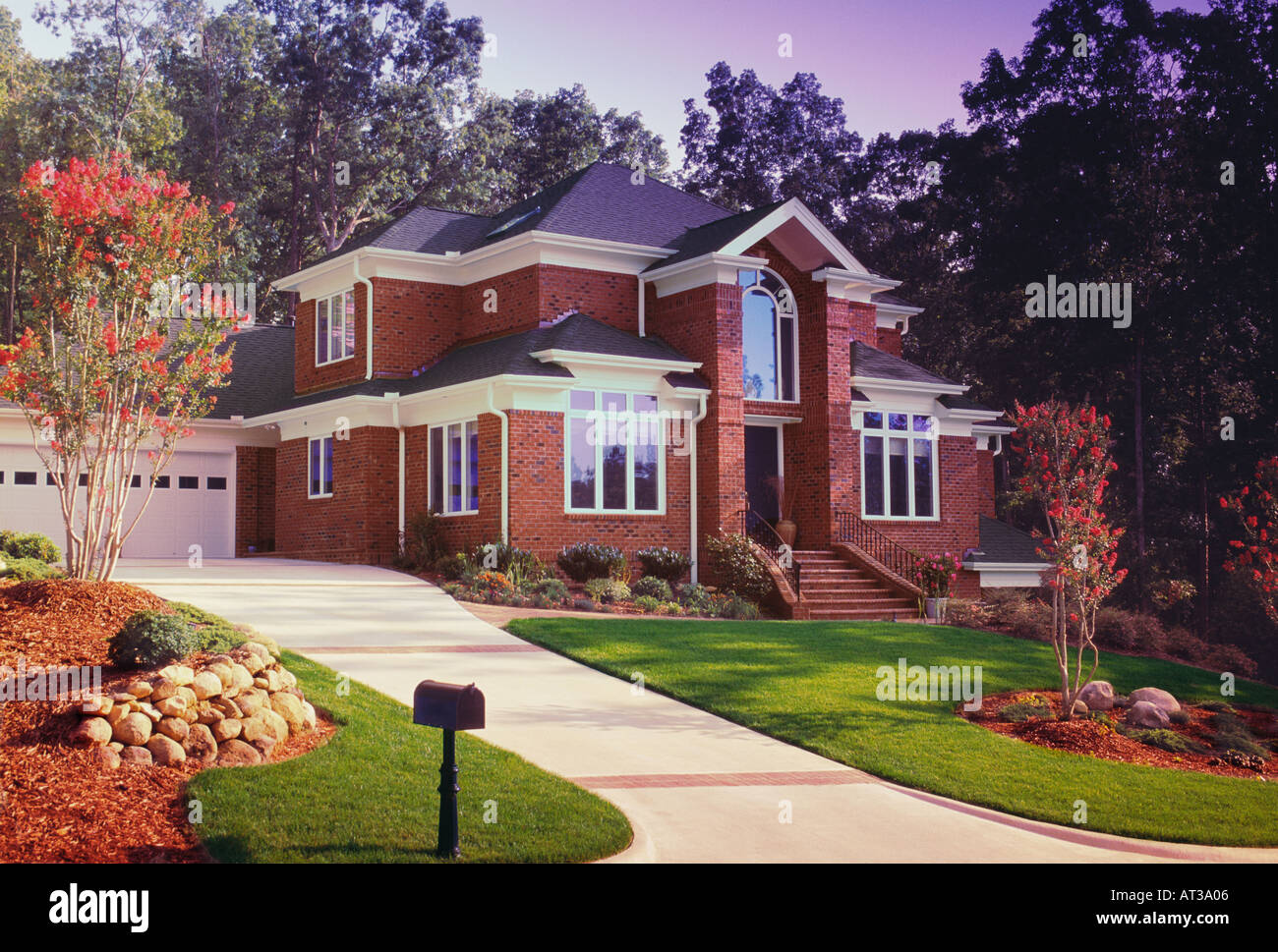 Two story home garage hi-res stock photography and images - Alamy