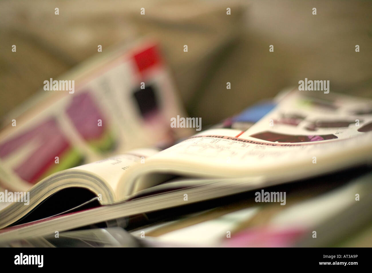 Mail order catalogues hi-res stock photography and images - Alamy