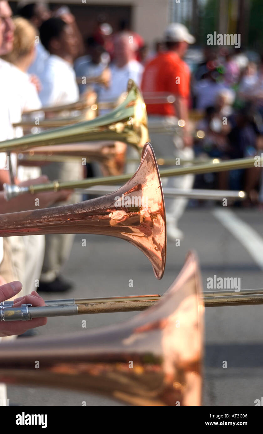 Marching in line hi-res stock photography and images - Alamy