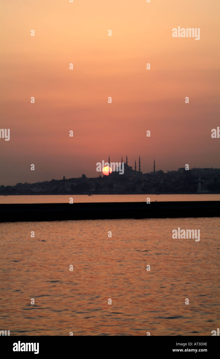 Sunset at Bosphorus with silhouetted Blue Mosque, Istanbul, Turkey ...